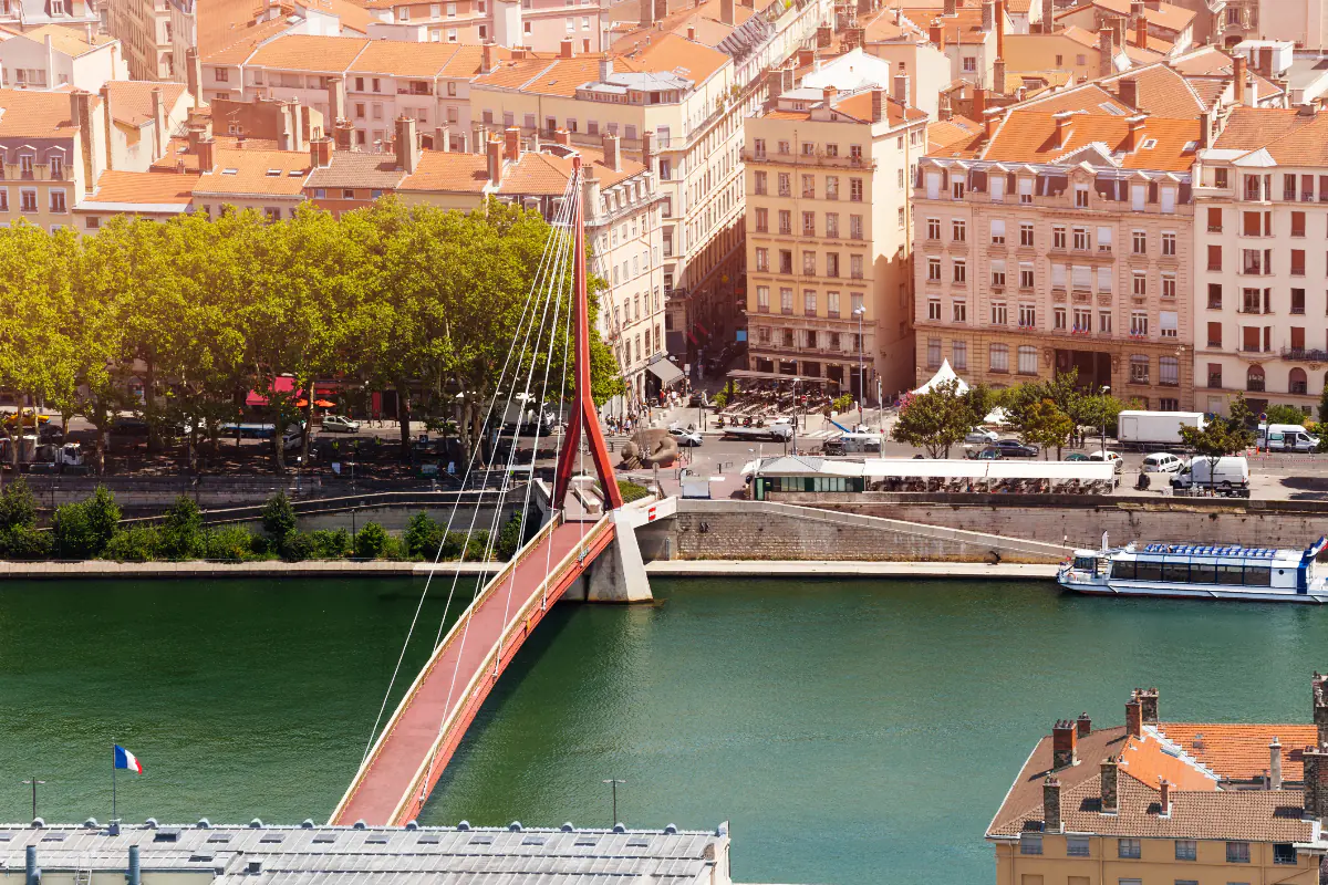 Lyon Day Trip from Paris - LinkParis.com